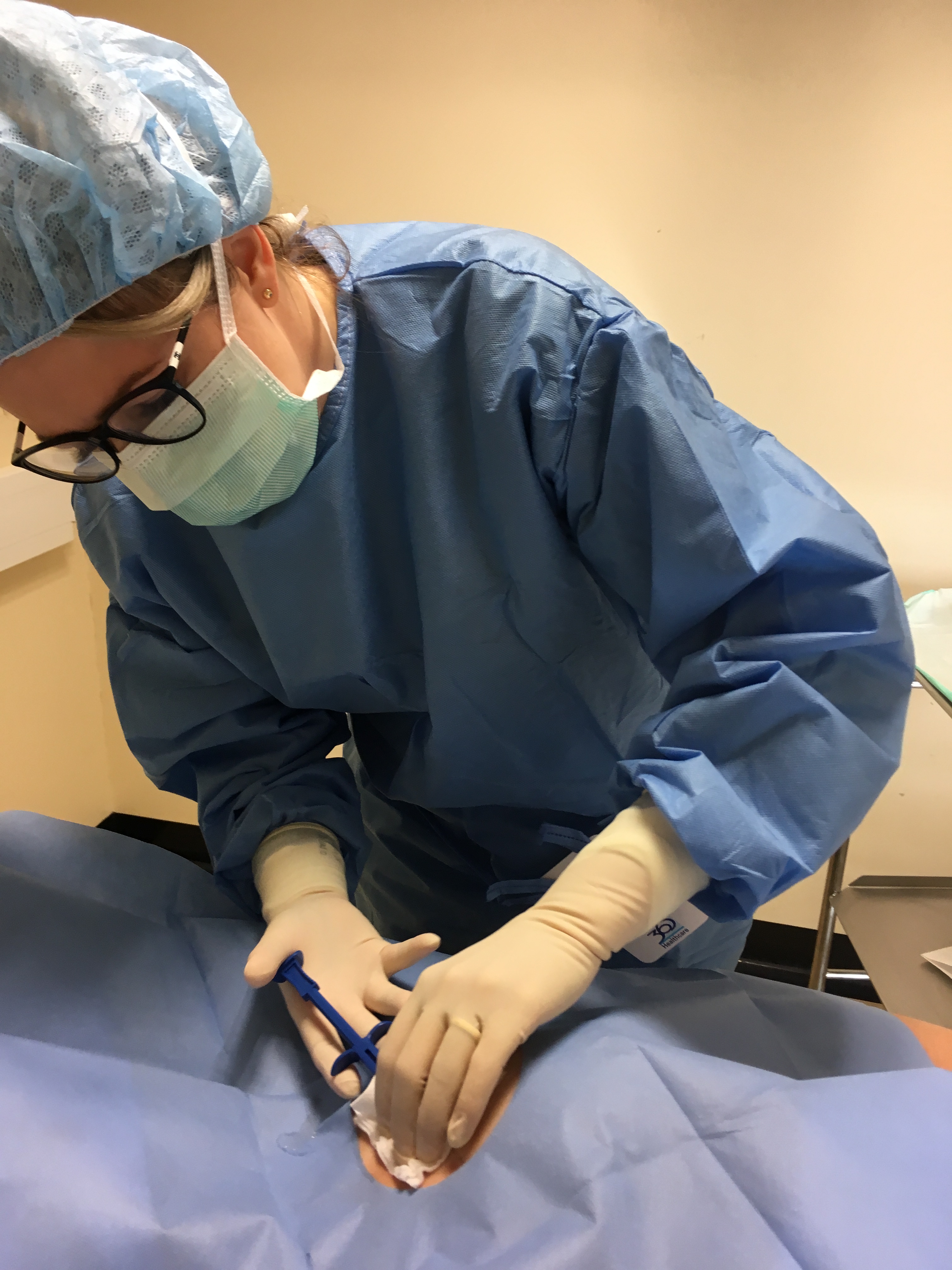 crop to just show the loop being injected - United Lincolnshire Hospitals