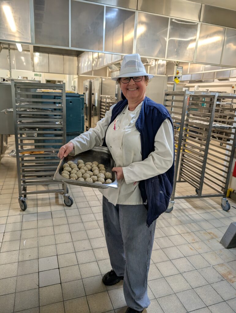 Hospital kitchens and restaurants are getting ready for Christmas ...